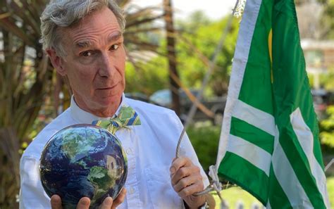 Bill Nye The Science Guy Is Officially The Married Kind Of Guy Mamas
