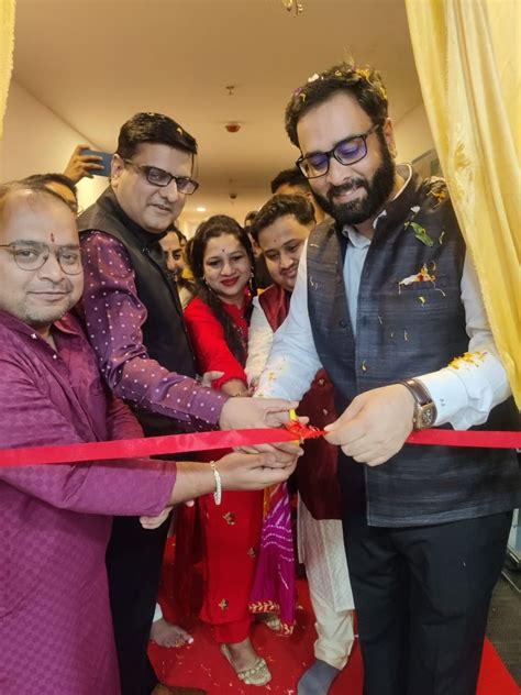 15saalhauslakamaal Vikash Kumar Jain 28 Comments