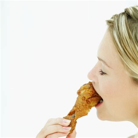 Chewing More At Mealtimes Could Help To Reduce Calorie Intake