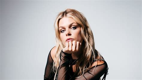 Davina Michelle Spotde Oosterpoort Oct 26 2024 Tickets Groningen