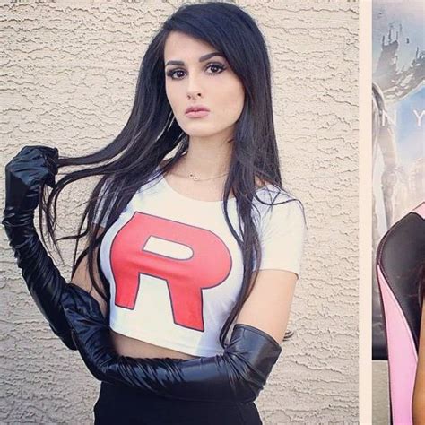 The Cute And Sexy Girls Of Cosplay 42 Pics