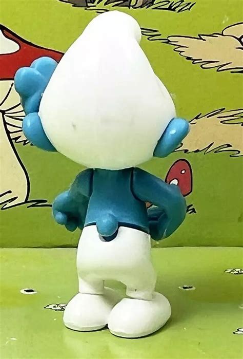 The Smurfs Premium Kinder Surprise Figure Pretty Smurf