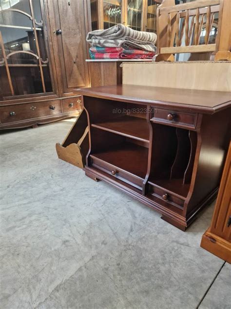 Шкаф Масивно дърво Германия Шкаф Мебели за дома и офиса Сливен Масивен шкаф внос от Г