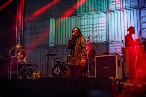 Ego Ex Bbbs Aline E Fernando Curtem Show Da Banda O Rappa No Rio