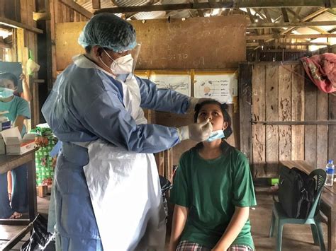 ကမမောင်းမြို့ ရေဘေးကယ်ဆယ်ရေးစခန်းများရှိ ပြည်သူများအား ကျန်းမာရေး စောင့