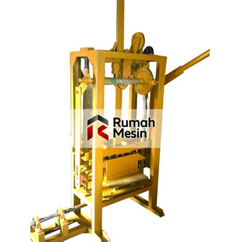 Mesin Konstruksi Pembuat Batako