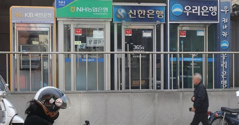 급한 불 끈 가계대출금리인하에도 두 달 연속 1조대 증가에 그쳐