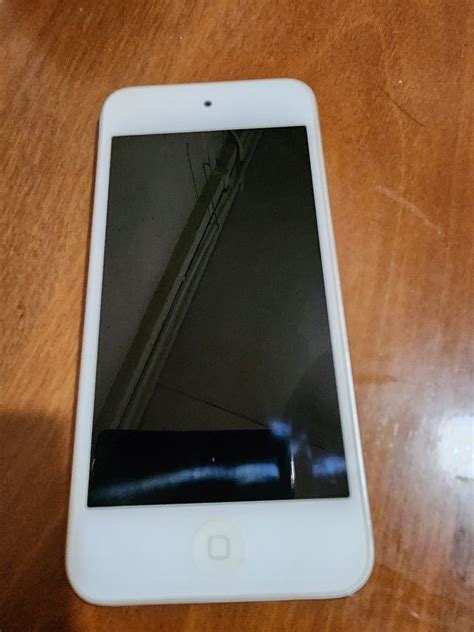 Ipod Touch 5th Gen A1421 Mobile Phones And Gadgets Other Gadgets On