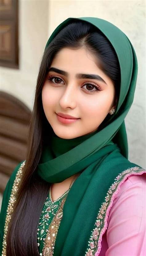 Beautiful Muslim Women Most Beautiful Indian Actress Beautiful Women