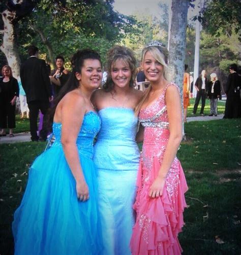 Blake Lively Prom Dress