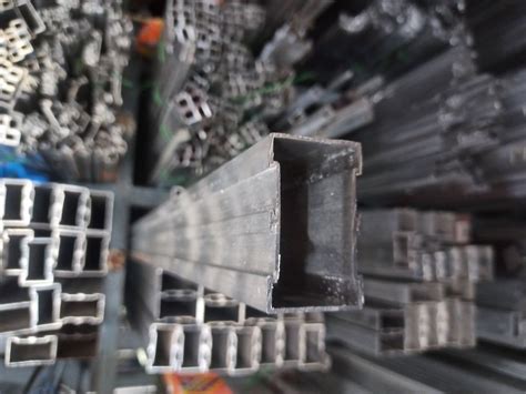 Aluminium Partition Section For Construction Thickness 4mm At Best