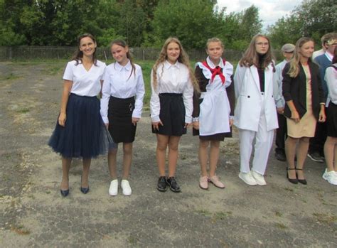 Сегодня 1 сентября 2022 года начинается с новой традиции поднятия флага Российской Федерации