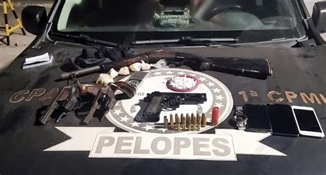 PM troca tiros integrantes do Comando Vermelho e prende três em São