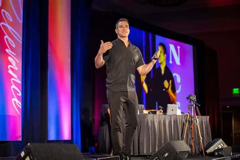 Hire The Best Event Emcee Mc To Host Your Conference