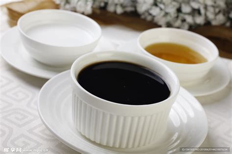 蜂蜜龟苓膏摄影图 传统美食 餐饮美食 摄影图库 昵图网