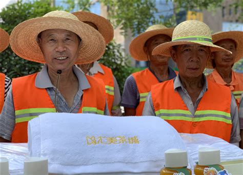 【益路华彩·清凉行动】汇美集团为爱接力 给一线工作者送去一抹清凉 中华网河南