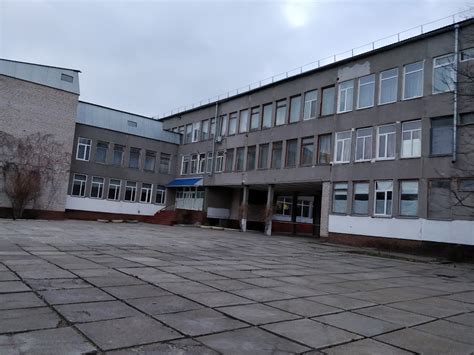 У Миколаєві затвердили перелік шкіл які працюватимуть у 2023 2024 році