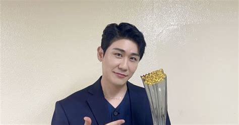 영탁 오프라인 팝업스토어 오픈 팬심 저격 콘텐츠