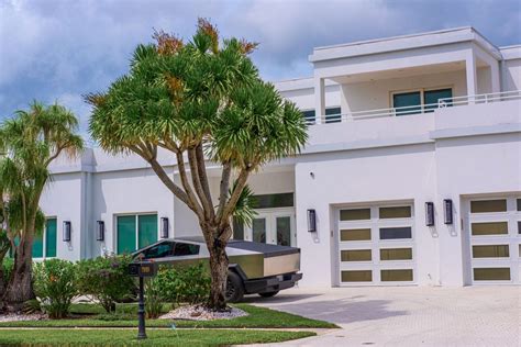 Es Windows Vs Pgt Windows Comparing Two Popular Window Brands