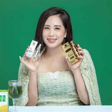 Nghiêm Thị Trang 8x Beauty