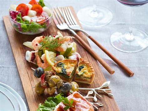 2020年のクリスマスは“ノンシェア”。1、2人分で食べきれるミニオードブルが新しい！ 三越伊勢丹の食メディア Foodie（フーディー）
