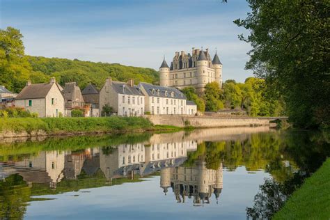 Le Maine Et Loire Abrite Ce Plus Beau Village De France Au Bord De La