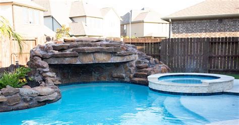League City Tx Pool Water Features With Character St John Pools