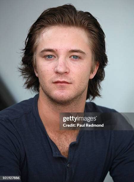 Michael Welch Actor Photos And Premium High Res Pictures Getty Images