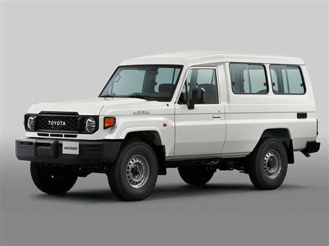Toyota Land Cruiser 4 й рестайлинг 2023 2024 2025 джипsuv 3 дв 8