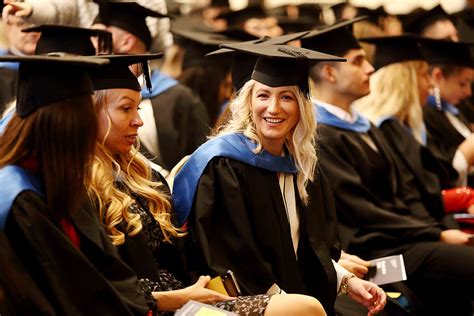 Accelerated 2 Year Llb Law Degree London Bil