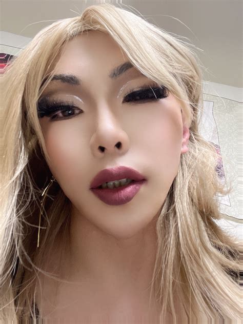 莉莉安 on Twitter 先把能看的发一下再慢慢P图 女装男の娘 女装男子