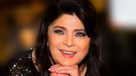 Toma Asiento Antes De Ver La Foto De Victoria Ruffo Junto A Sus