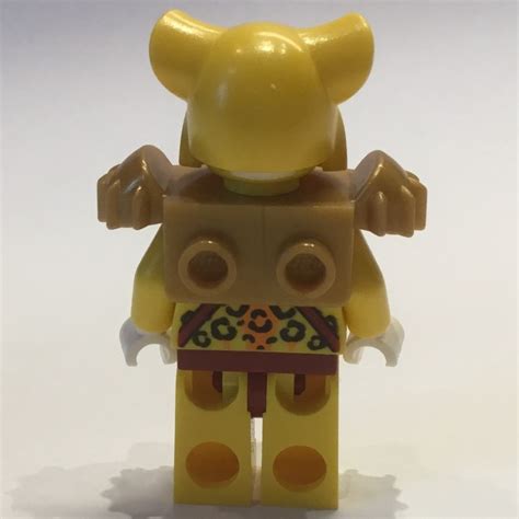 Lego Set Fig 005677 Lundor With Shoulder Armor And Fire Chi