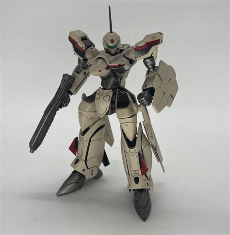 Bandai High Grade 1 100 Yf 19 Model Kit Model Kits Macross World Forums