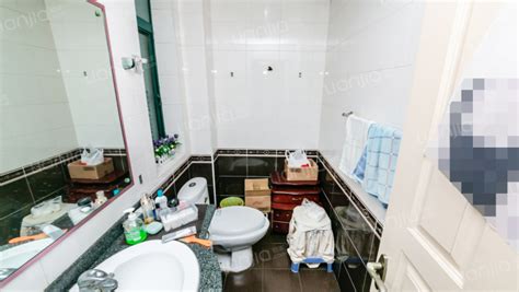漕盈路地铁口 精装三房 顶楼带阁楼 看房方便 诚售上海青浦盈浦民乐佳苑一区二手房上海链家