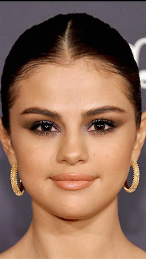 Donnie Copeland Adl Kullan C N N Selena Gomez Panosundaki Pin