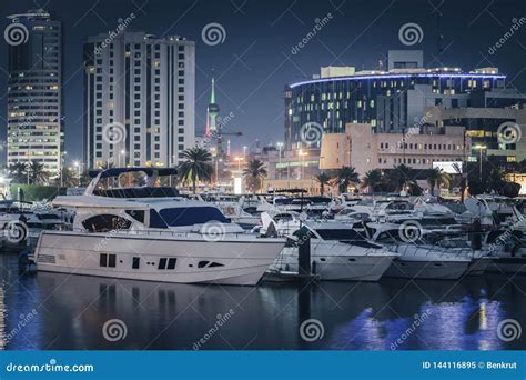 Skyline Of Kuwait City At Evening Stock Image Image Of Arab Dusk