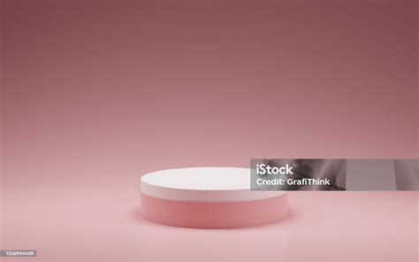 분홍색 배경에 분홍색과 흰색 실린더 연단연단 기하학적으로 추상적 인 최소 장면 화장품 프리젠 테이션을 보여주는 장면 쇼케이스 숍프론트 디스플레이 케이스 3d 일러스트레이션