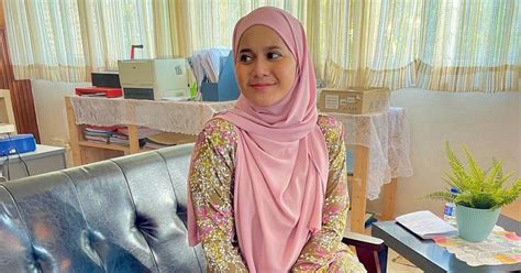 Anita Baharom Syukur Ibu Kembali Sedar Selepas Alami Beberapa