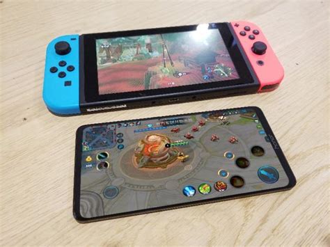 荣耀note 10挑战大屏游戏，配switch游戏手柄？超大屏真没刘海！