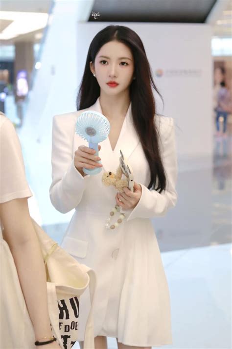 [hq] 230607 Xiening La Mer Event Luu Hiphop Actresses Event