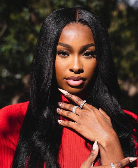 New Photos Of Coco Jones Bts From “silver Bells” Music Video R Cocojones