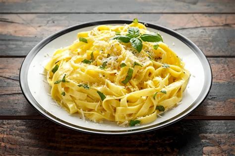 Tagliatelles crémeuses au citron Tagliatelle al limone La cuisine