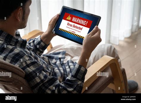 Virus Warning Alert On Computer Screen Detected Modish Cyber Threat