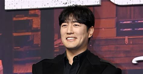 조한선 수줍은 미소 엑s Hd포토