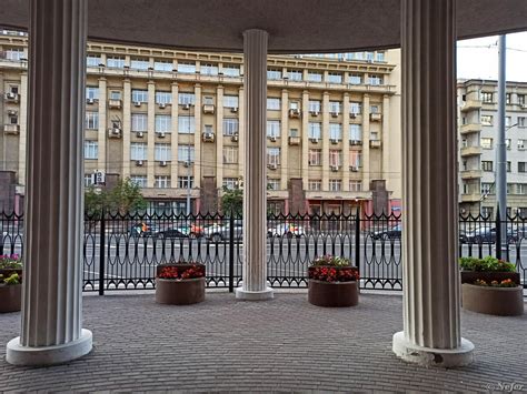 Советский монументализм и патерностеры Маньяк путешественник Дзен