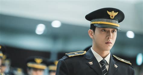 [종합] 다크 히어로 남주혁 법·정의 新 사회적 화두 던졌다…경찰 임용식 참석 비질란테