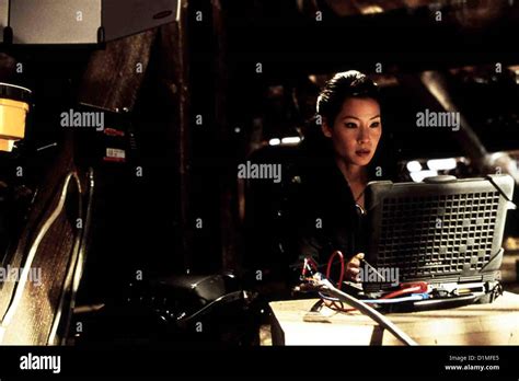3 Engel Fuer Charlie Charlie Engel Lucy Liu Alex Lucy Liu Lokalen