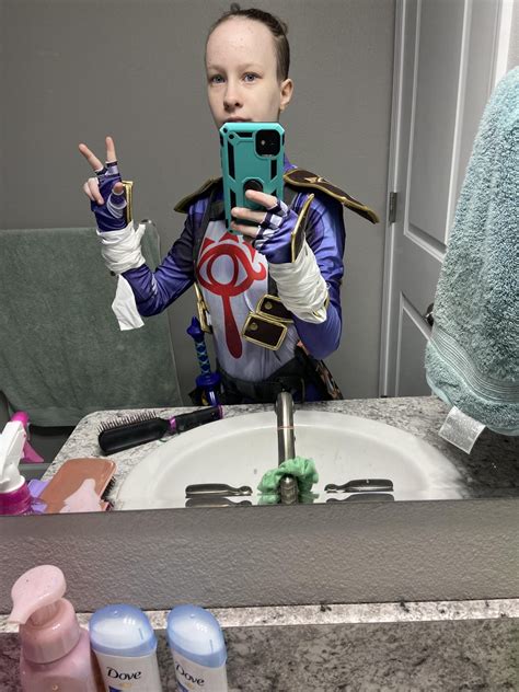 Guess Whos Link For Halloween Rbotw