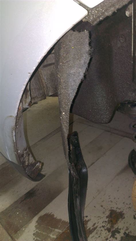 Установка фаркопа ТСУ на форд фокус 2 седан — Ford Focus Hatchback Ii 1 6 л 2006 года